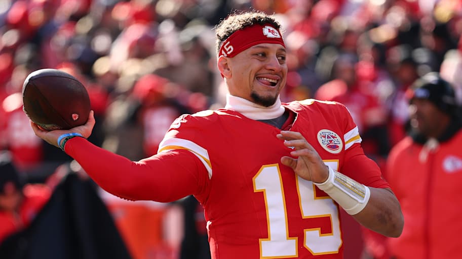 Mahomes injury uncertainty could force Chiefs into one of these 4 QB plans