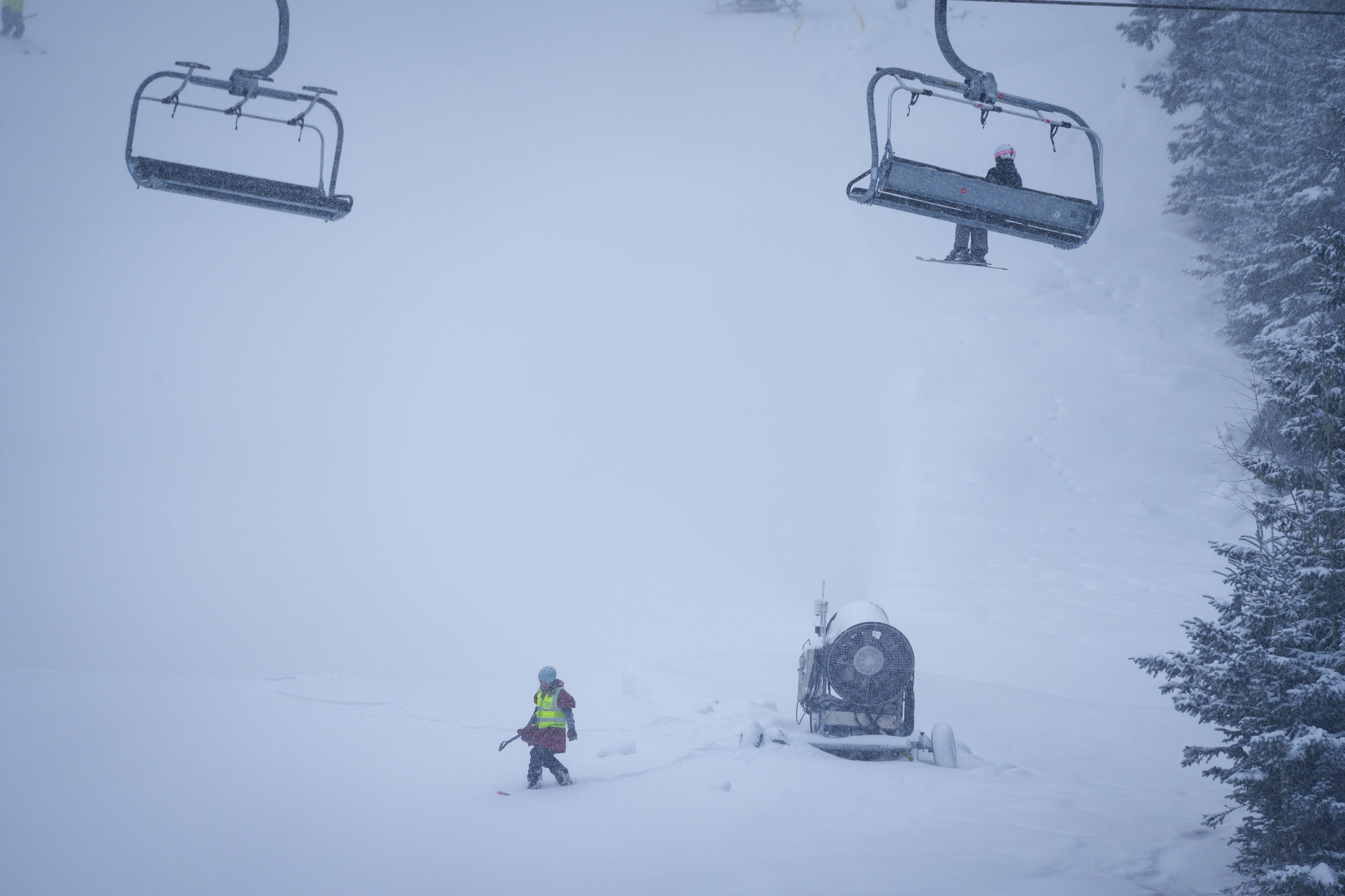 Will Arizona see a white Christmas? Phoenix breaks another record