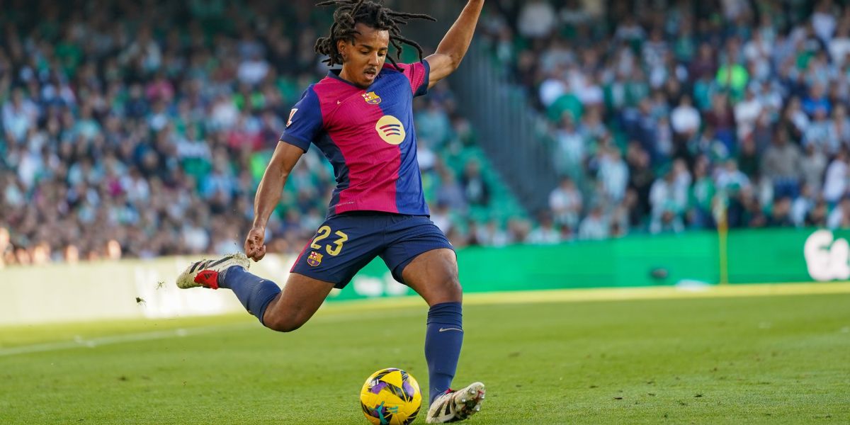 Barcelona’s defence dilemma as Flick’s doubts over Koundé grow