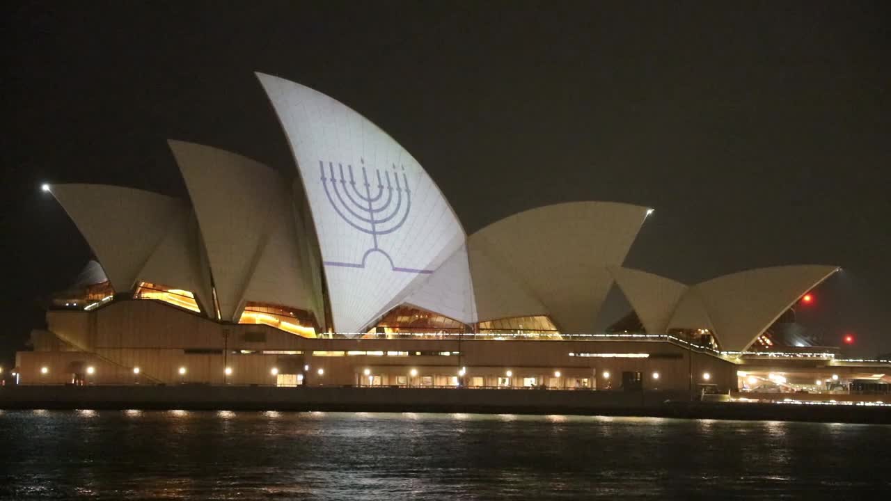 Sydney Opera House lit with Hanukkah menorah after Bondi shooting ...