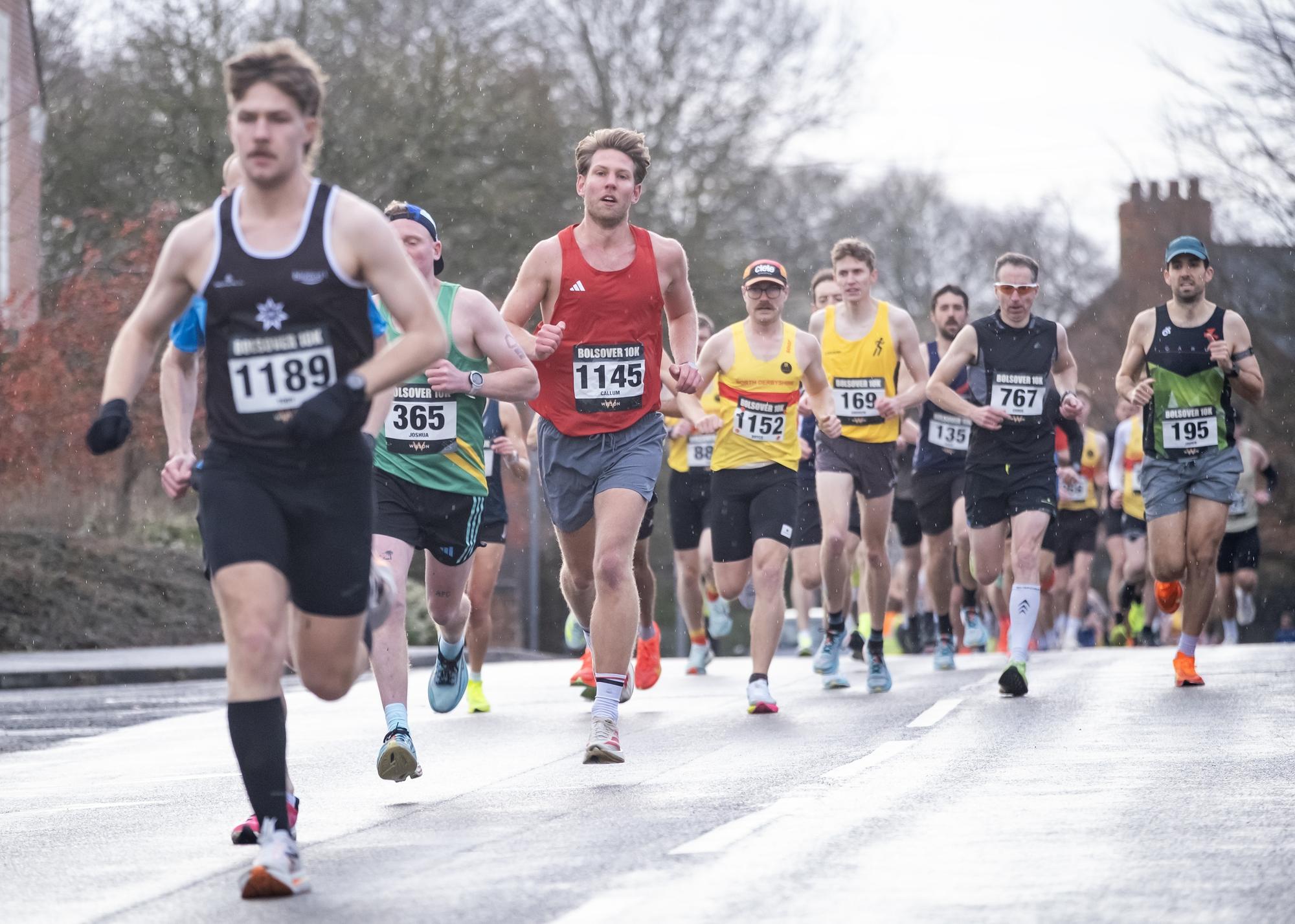 65 eye-catching pictures as hundreds of runners flood in to run the ...