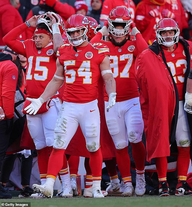 NFL fans spot spooky connection between Tom Brady and Patrick Mahomes ...