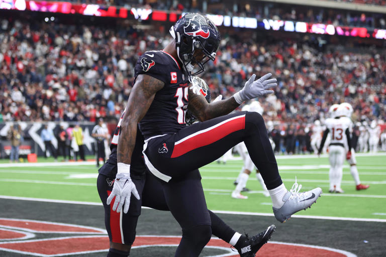 Is Nico Collins back? Texans provide update on WR before Patriots game