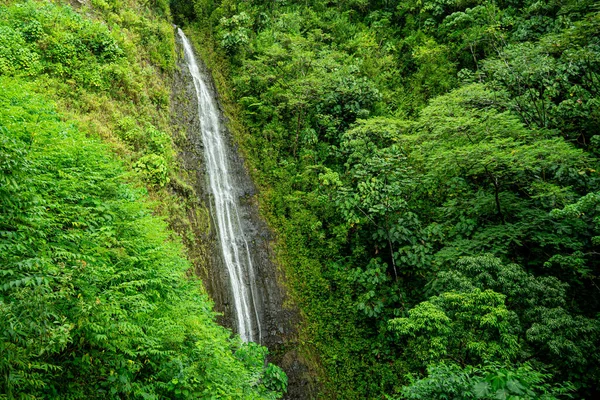 15 waterfalls in Hawaii worth the hike