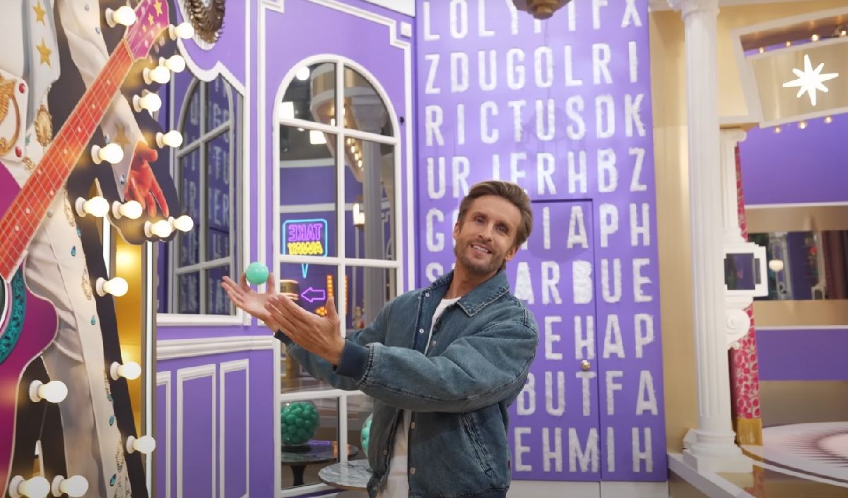 « LOL : Qui rit, sort ! » : Paul de Saint-Sernin, Marine Leonardi ...