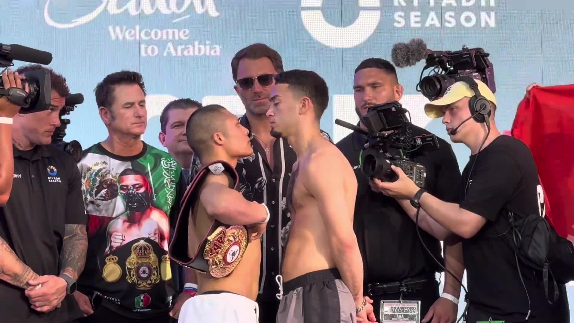 Isaac 'Pitbull' Cruz vs. Jose 'Rayo' Valenzuela weigh-in and face off ...