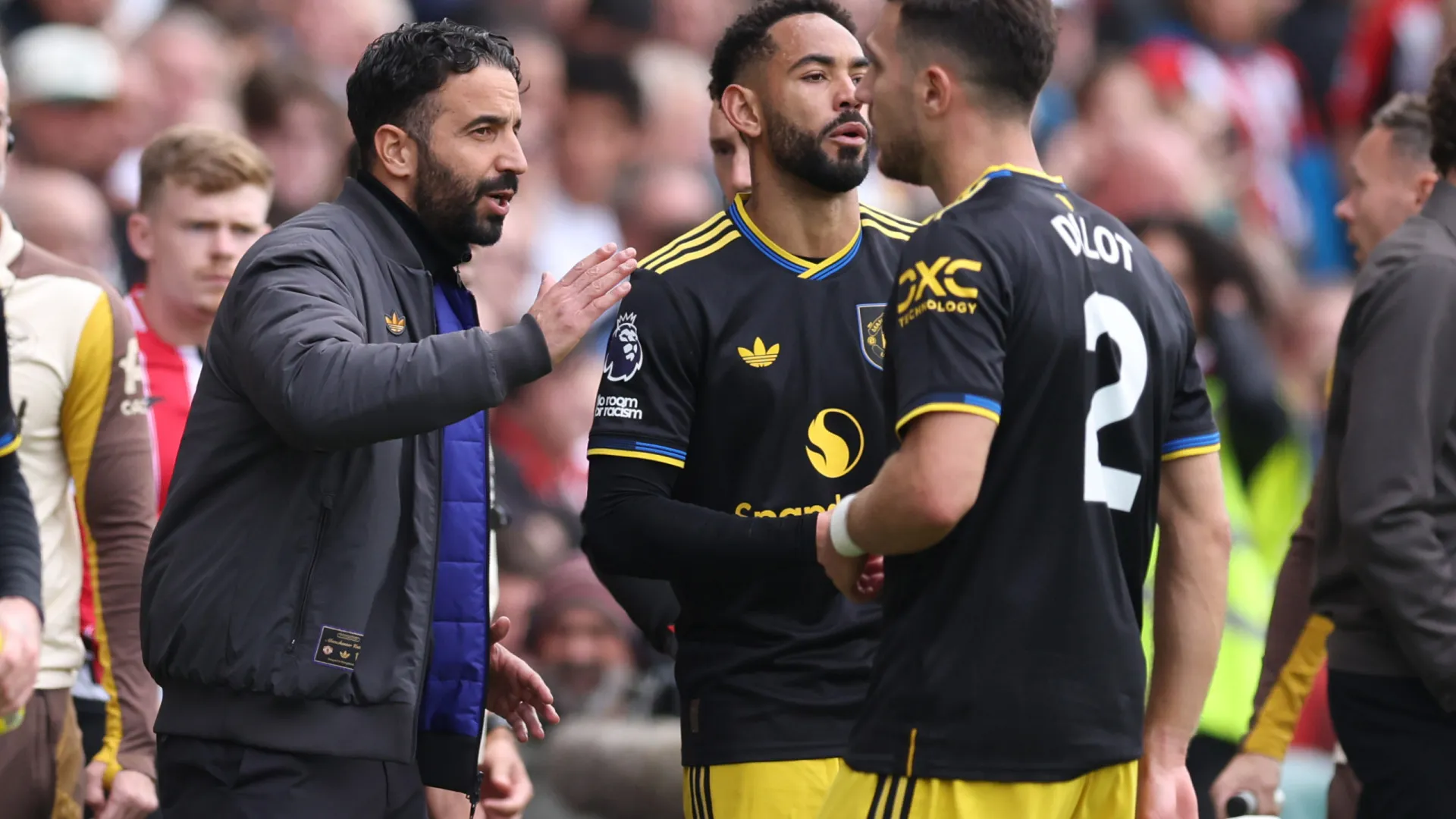 Ingleses relatam tristeza de Diogo Dalot com Amorim após decisão drástica