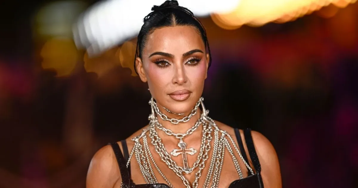 Kim Kardashian turns heads in red tight pants