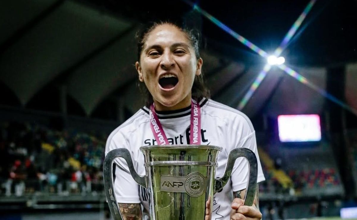 La felicidad de Yenny Acuña tras confirmar su renovación con Colo Colo ...