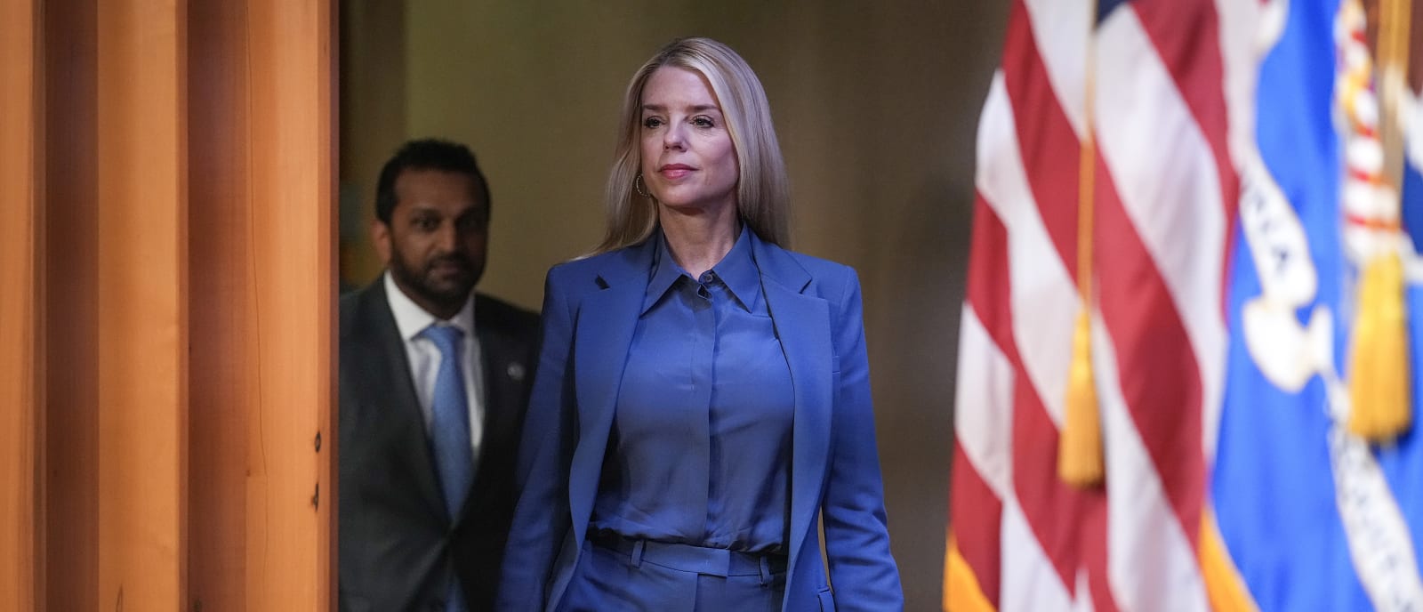 New Year’s bomb plot by leftist group thwarted, DOJ officials say