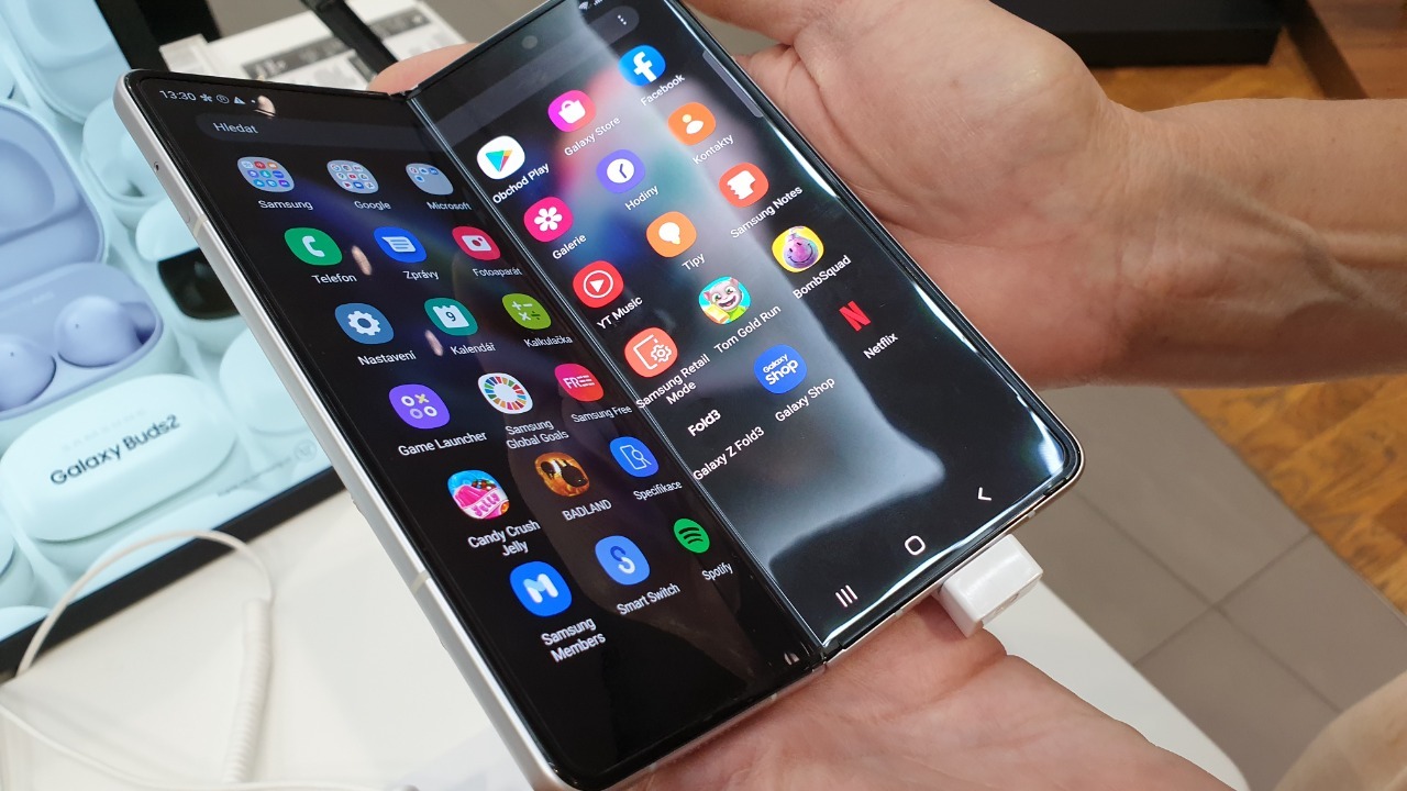 Samsung may add a brain health check to spot dementia early