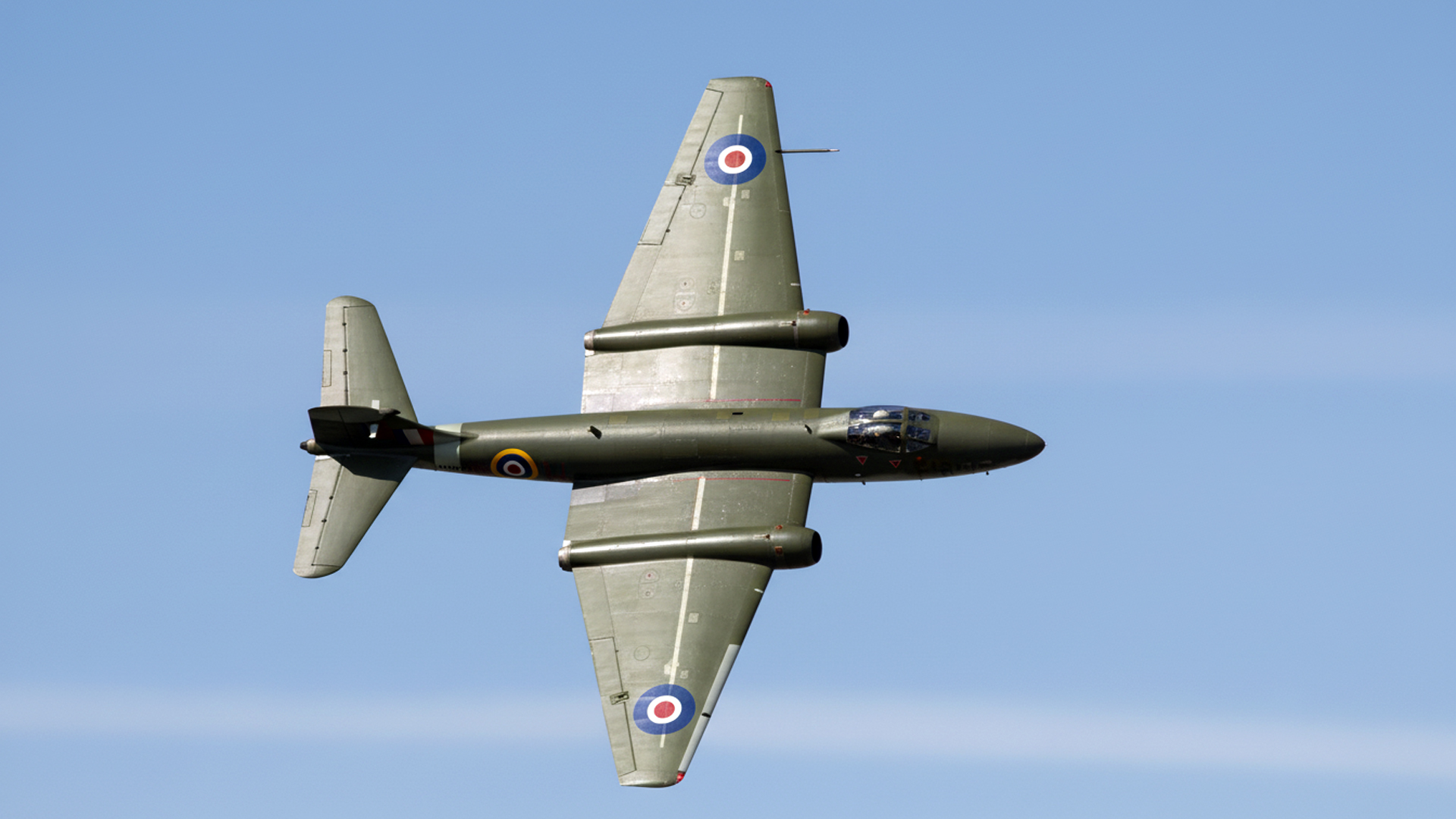 48 pounds per square foot: The bomber with the fighter’s agility and a ...