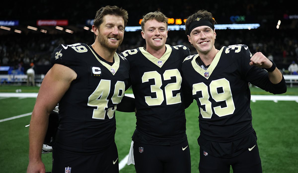 Irish NFL star lauded by teammates after scoring game-winning kick