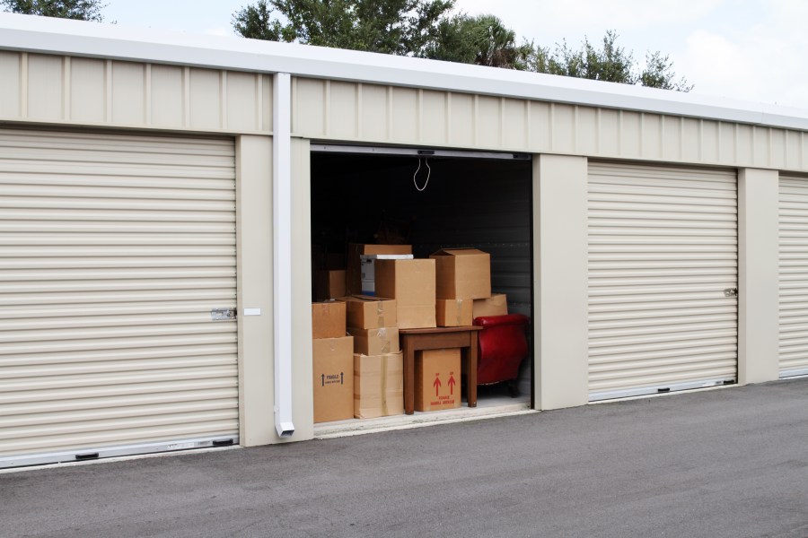 Mom, daughter charged after pets found in storage unit