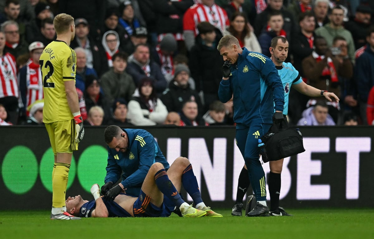 Chelsea boost as key Newcastle defender to miss Premier League clash