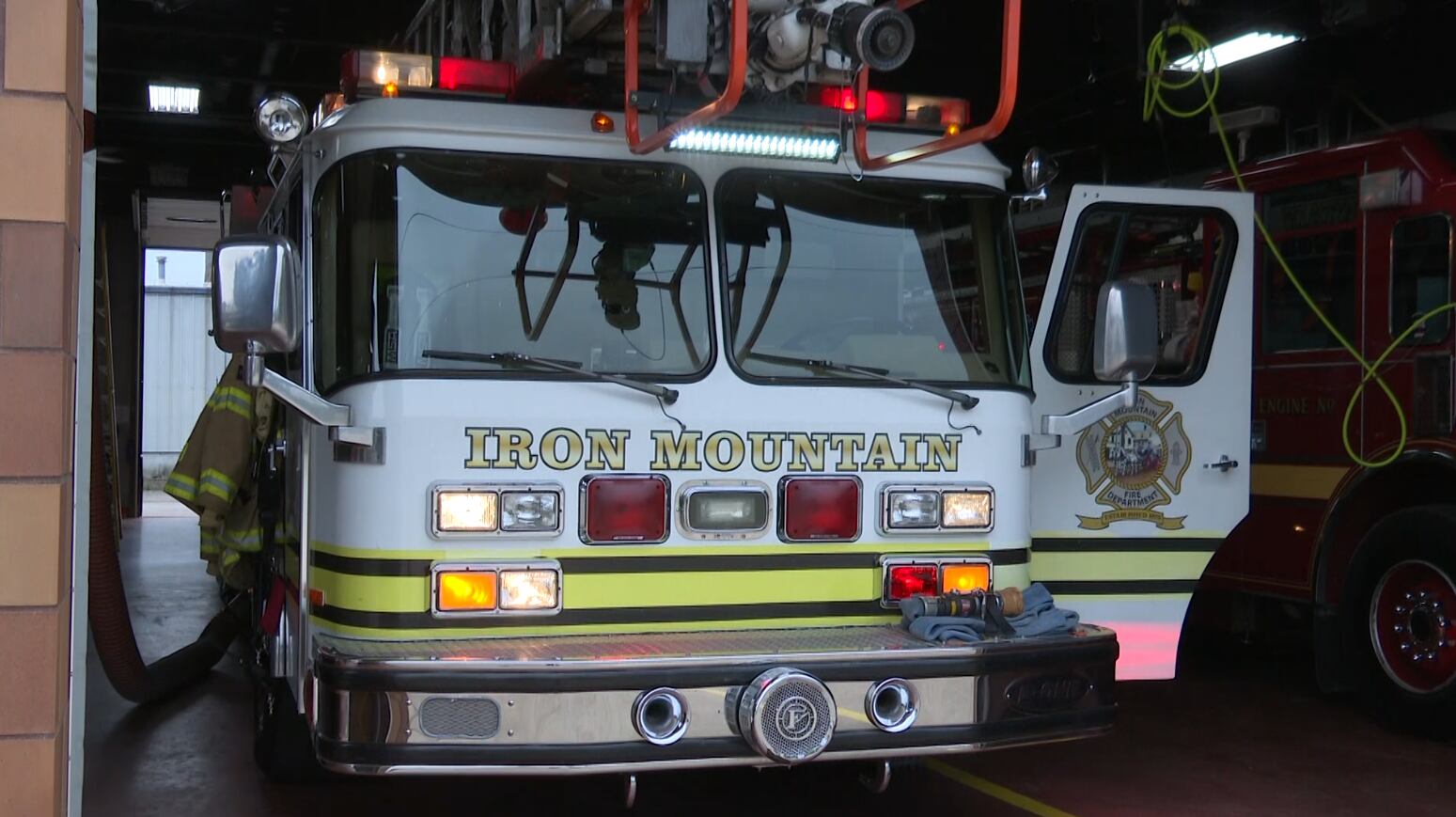 2 in critical condition after Sunday fire in Iron Mountain