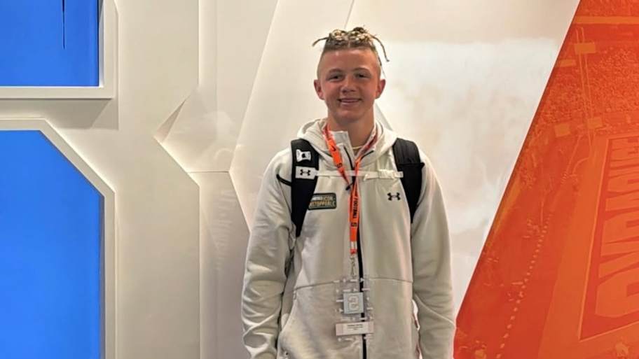 2029 Massachusetts quarterback talks Syracuse: 'Love those guys'