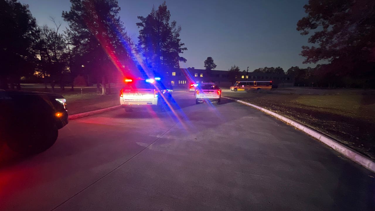 Spring ISD school bus allegedly stopped by suspect pointing weapon at ...