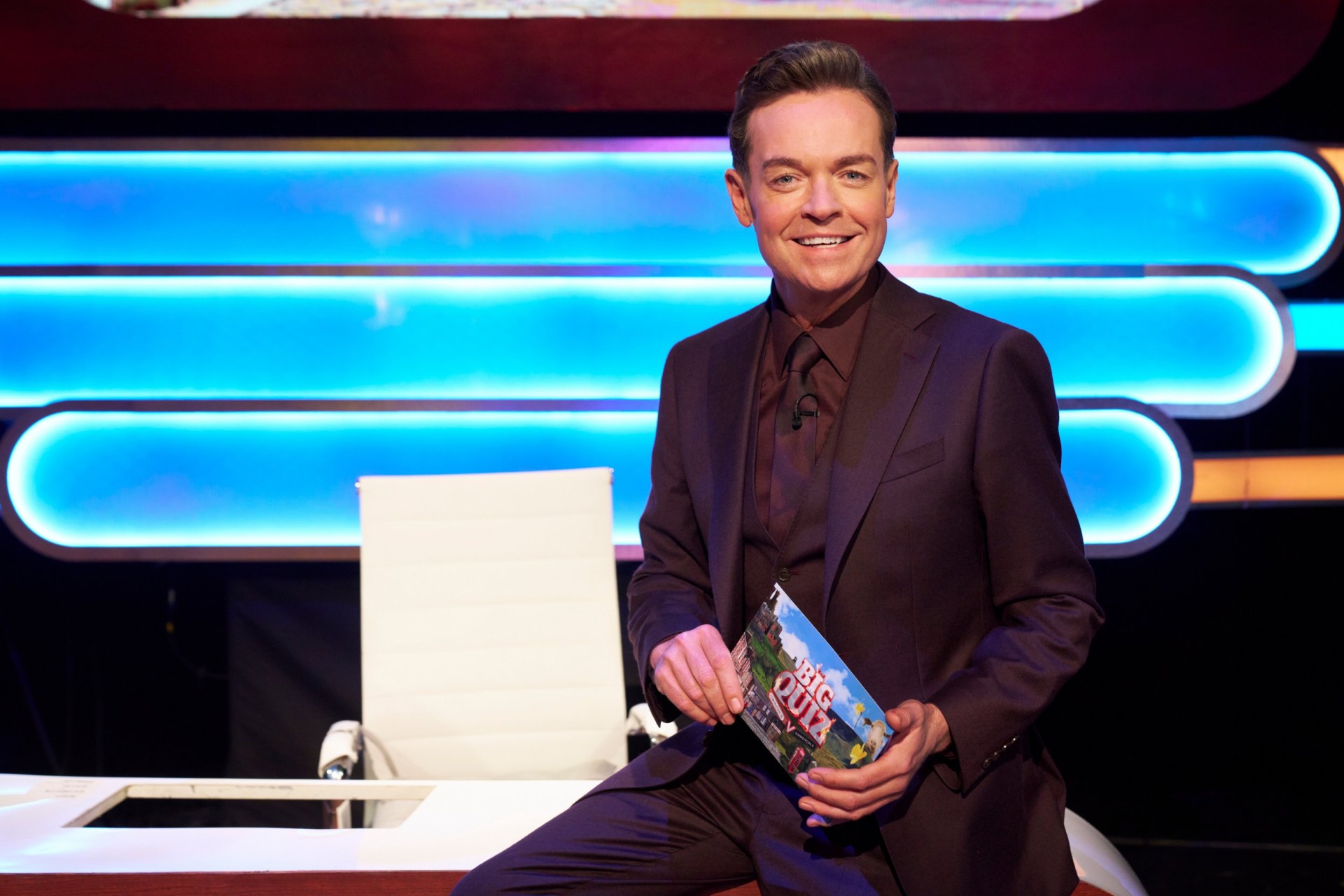 Stephen Mulhern breaks down in tears over dad's death