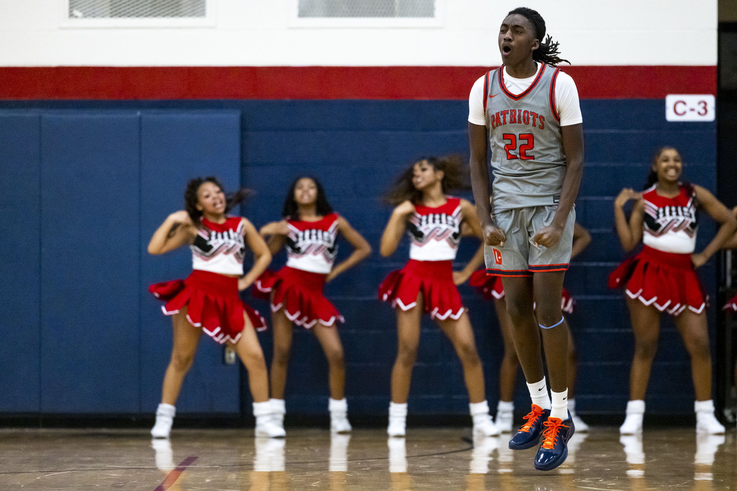 757Teamz boys basketball top 15: Top-ranked Landstown stays unbeaten, Denbigh and Lake Taylor ...