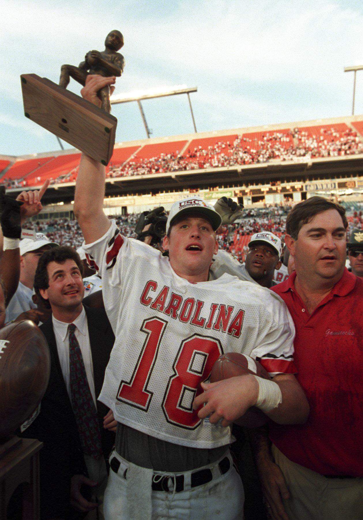 Gamecock QB great Steve Taneyhill has died. Here's what we know