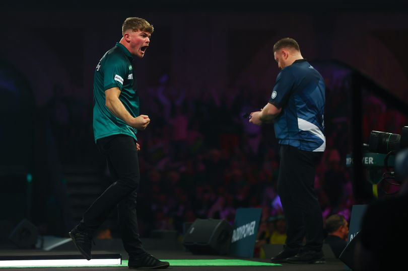 Cameron Menzies uppercuts table after World Championship exit in ...