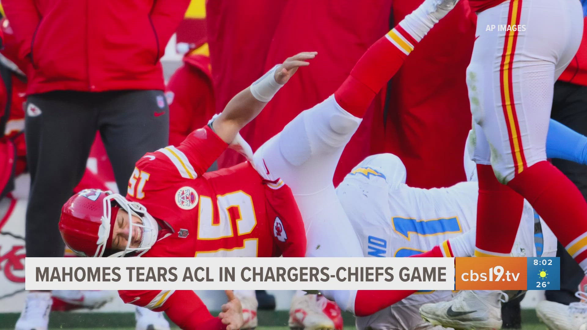 Patrick Mahomes tears ACL in Chargers-Chiefs game