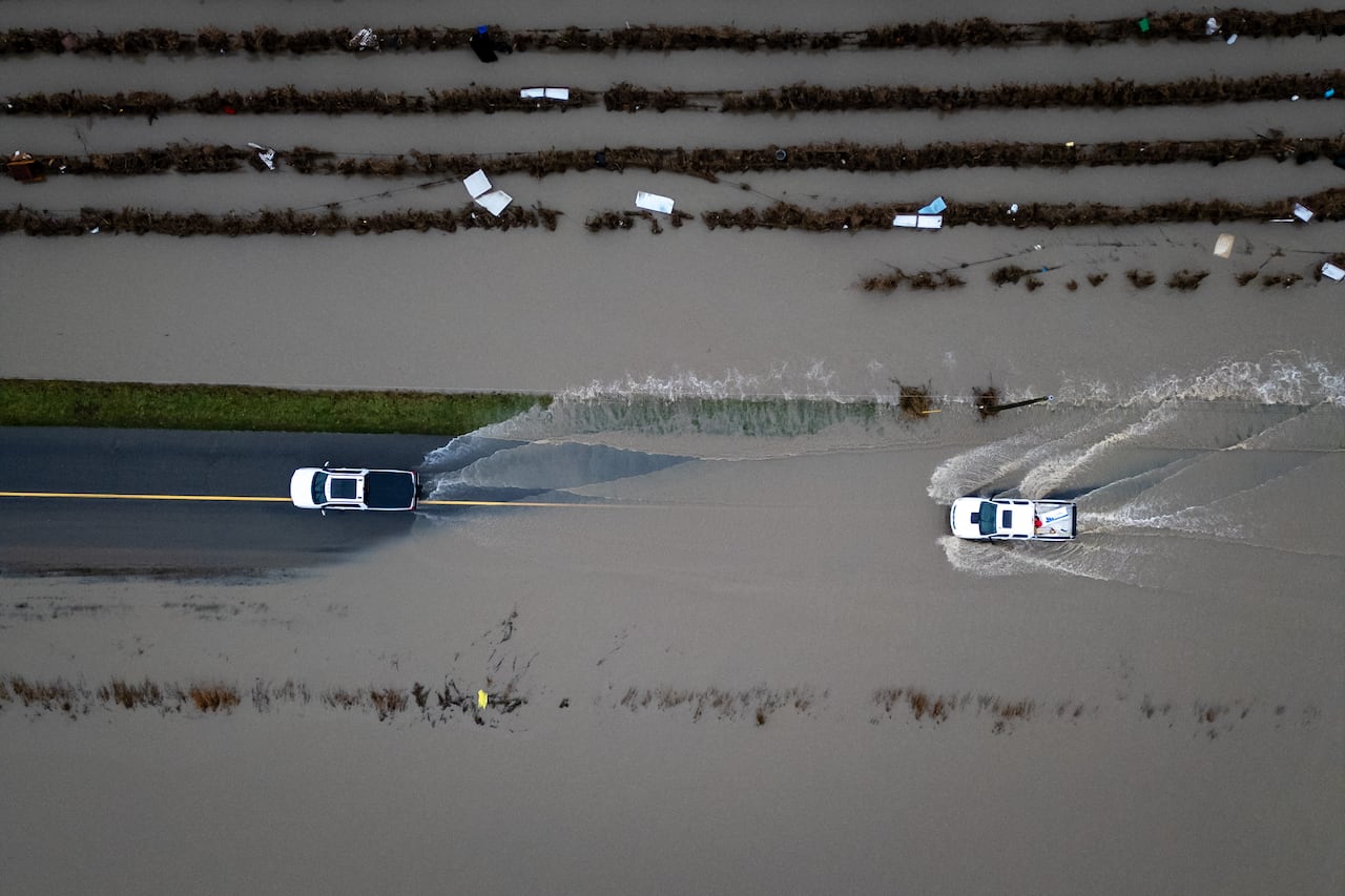 Flooding expected in parts of BC.'s Fraser Valley, North Shore Mountains