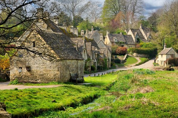 17 reasons why nobody should ever visit the Cotswolds