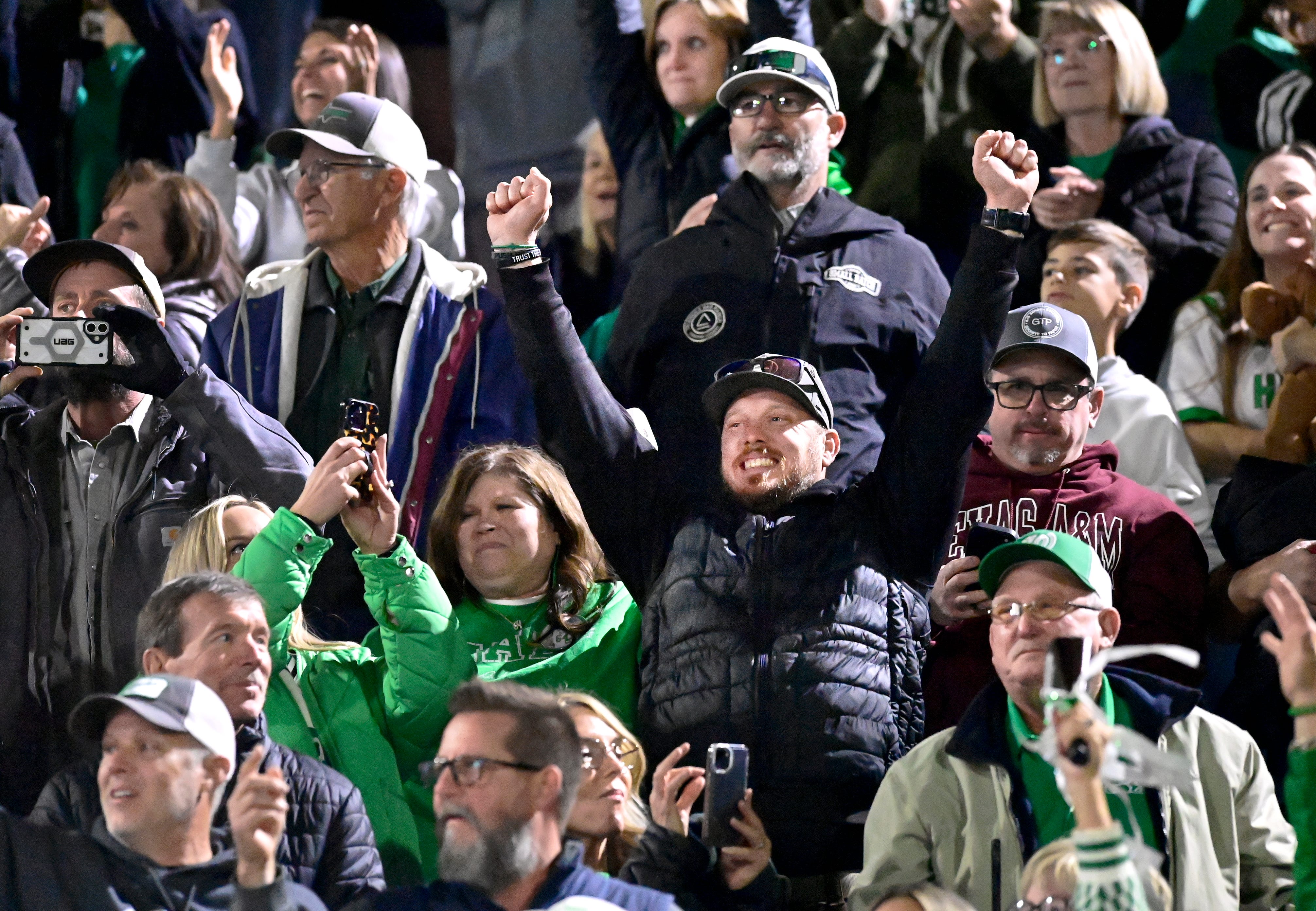 Wall knocks off Newton in 3A DII UIL football state championship