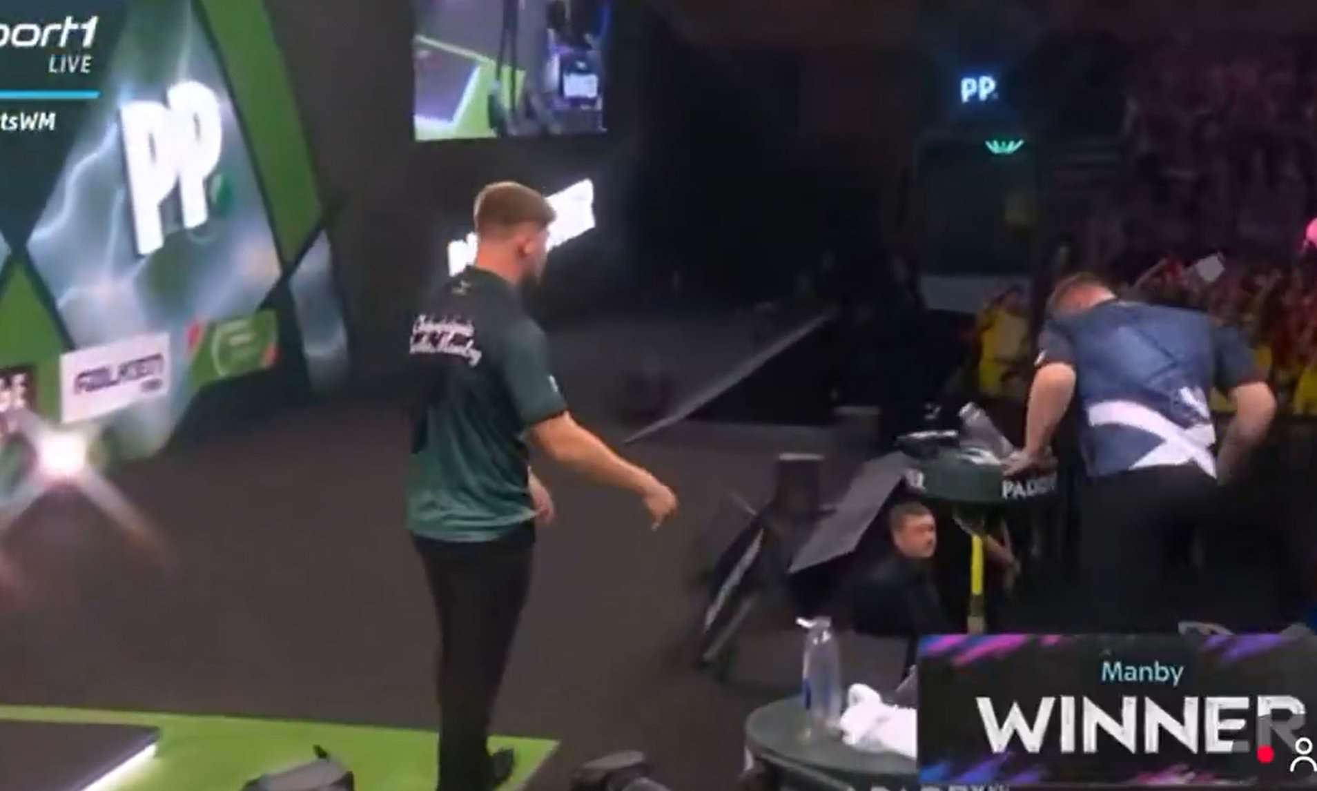 Furious Ally Pally darts star explodes into rage and punches drinks ...