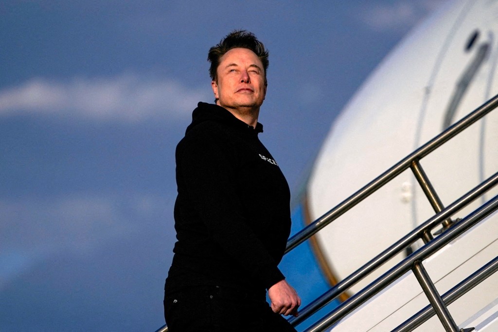 Tesla shares jump nearly 5% after Elon Musk confirms driverless ...