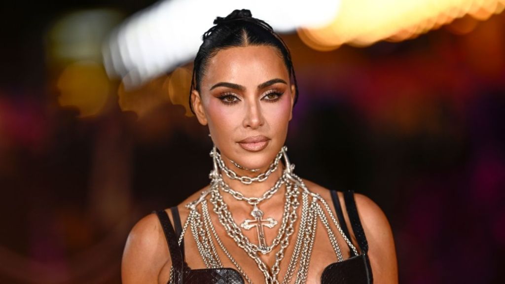 Kim Kardashian turns heads in red tight pants