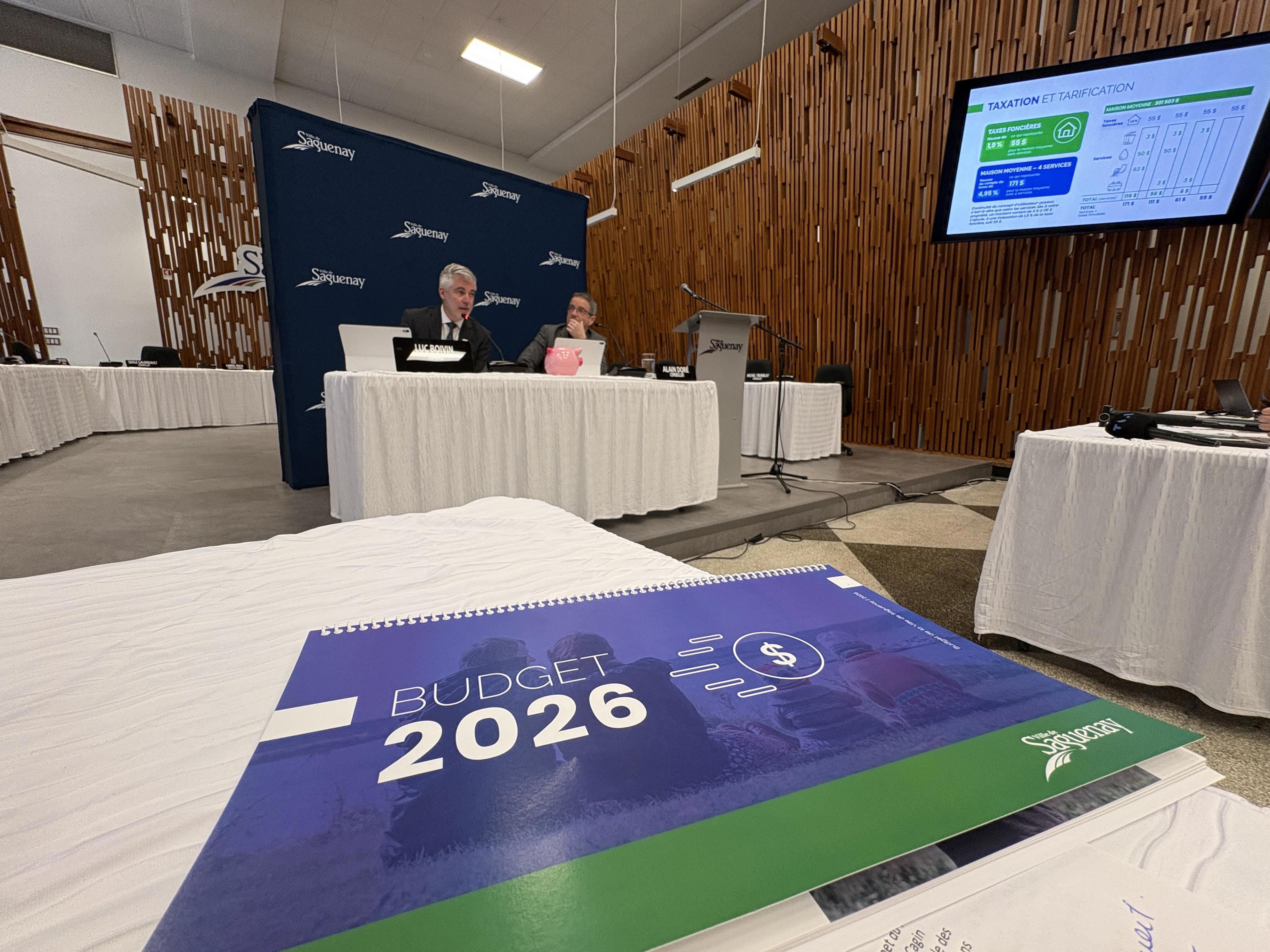 Hausse de 4,95 % du fardeau fiscal en 2026 à Saguenay