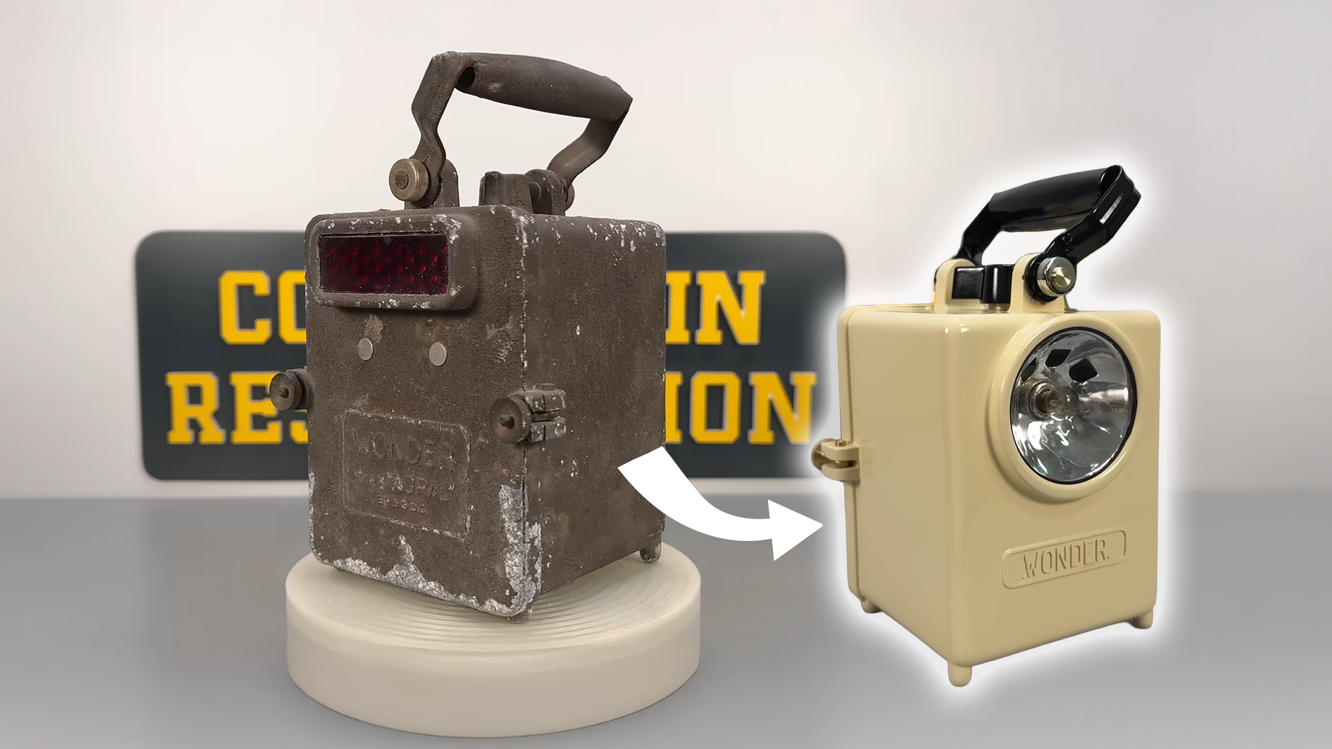 From rust to glory: Post-war French lamp restoration! 🛠️💡