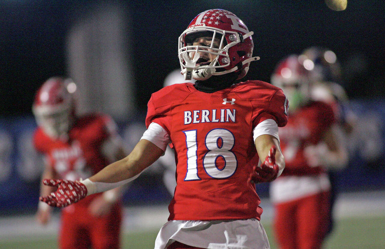 Connecticut high school football top performances from the 2025 CIAC ...