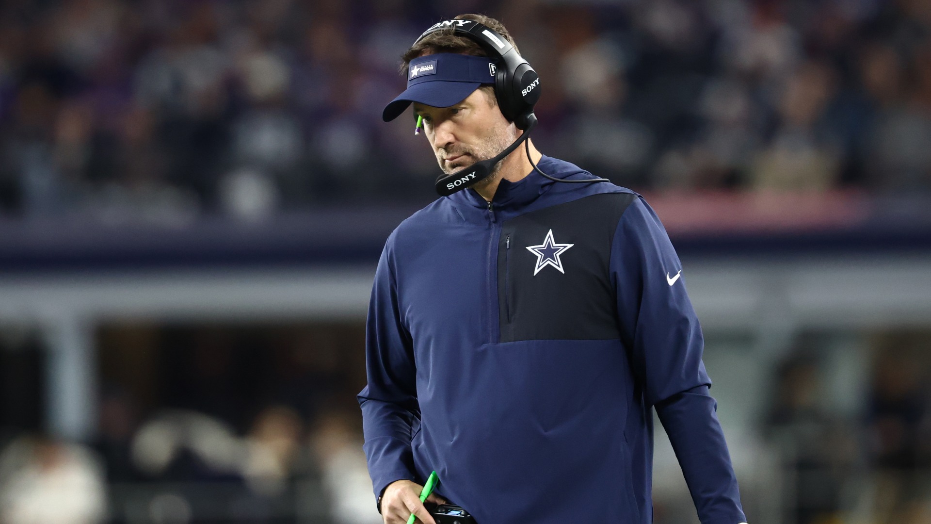 Analyzing the Dallas Cowboys' inconsistent performance