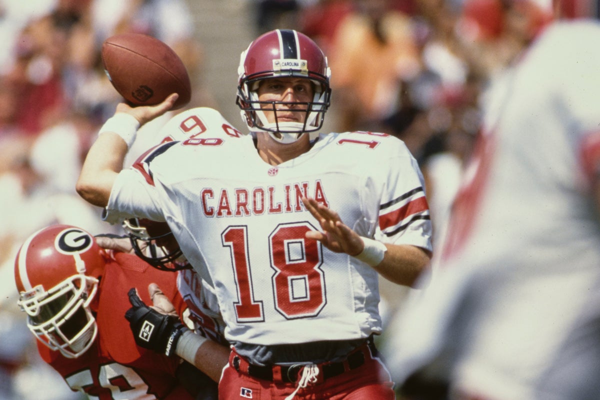 Former star QB known for his mullet and touchdown celebration dies