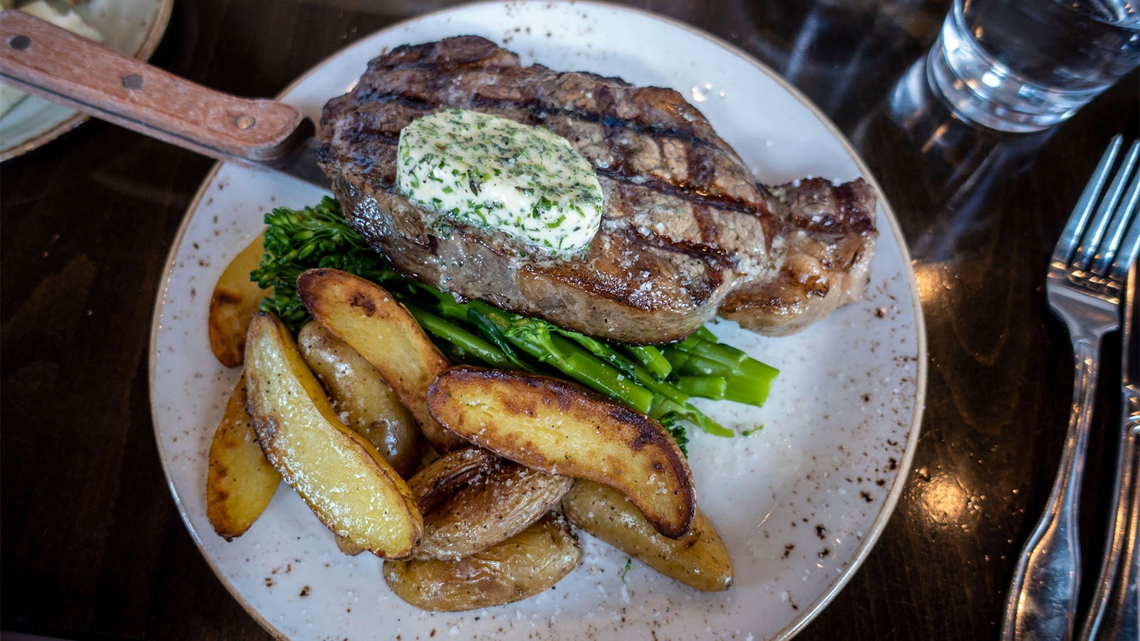 Not everyone gets a mortality benefit from reducing saturated fats ...