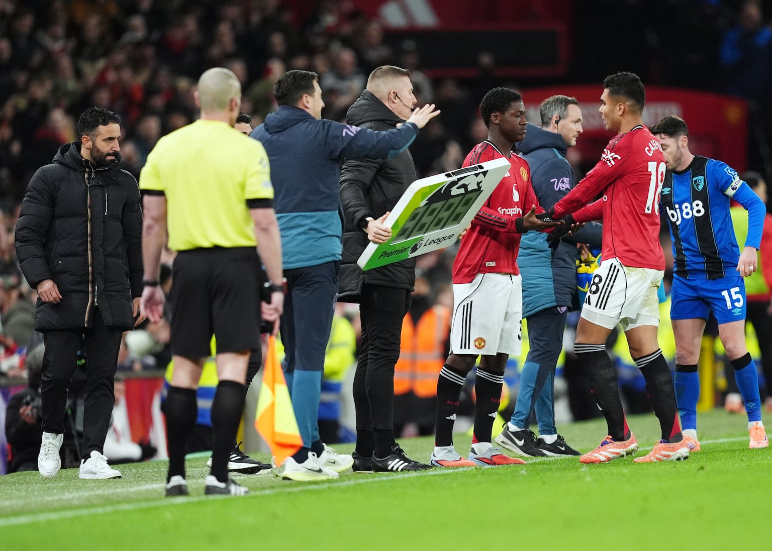 Roy Keane calls Kobbie Mainoo’s brother ‘idiot’ and urges fight for Man ...