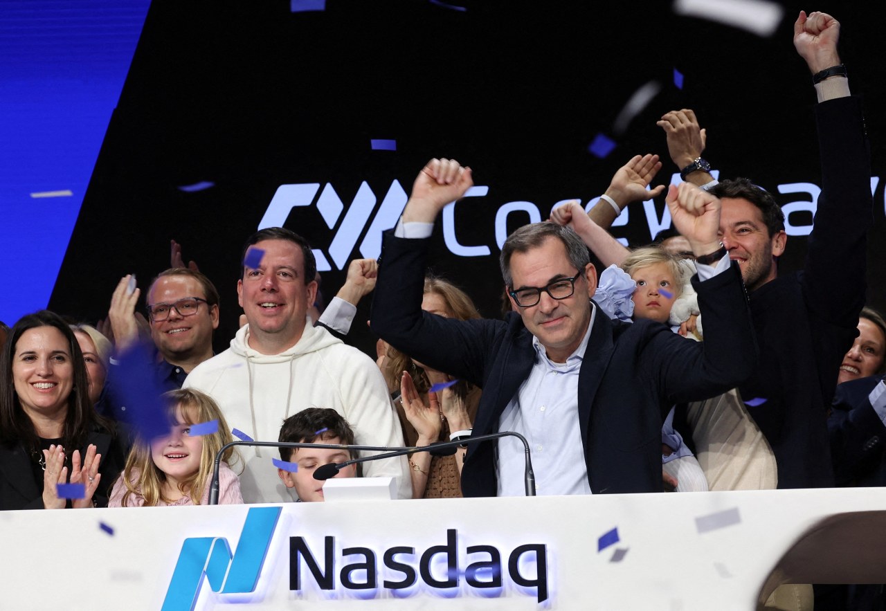 CoreWeave’s staggering fall from market grace highlights AI bubble fears