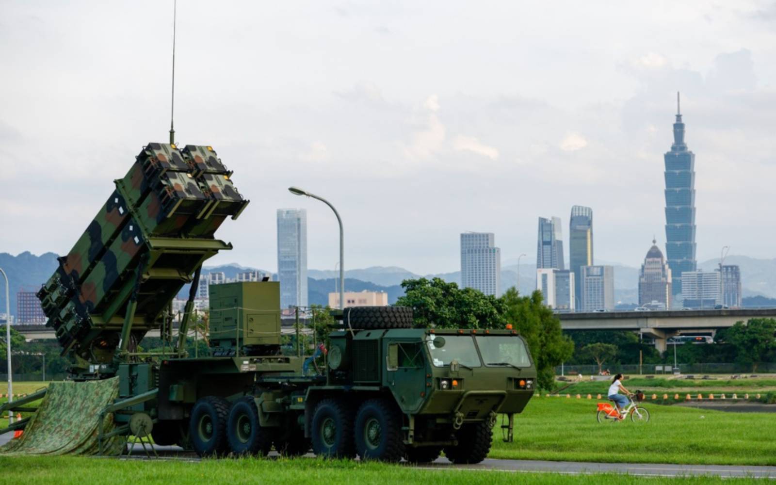Taiwan parties clear way for stalled US arms deals