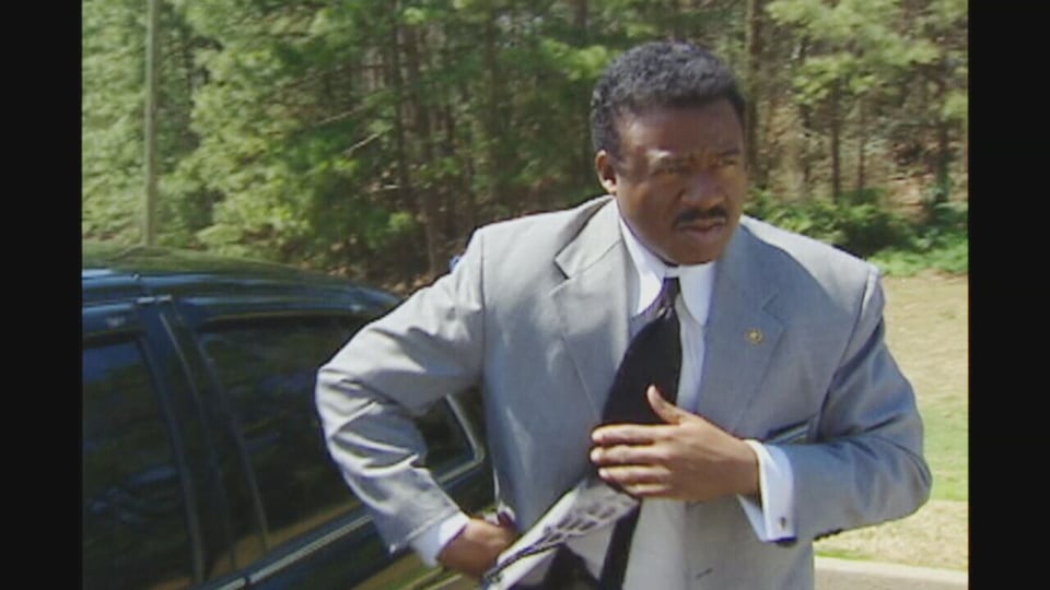 Former DeKalb public safety director describes prison confession in ...