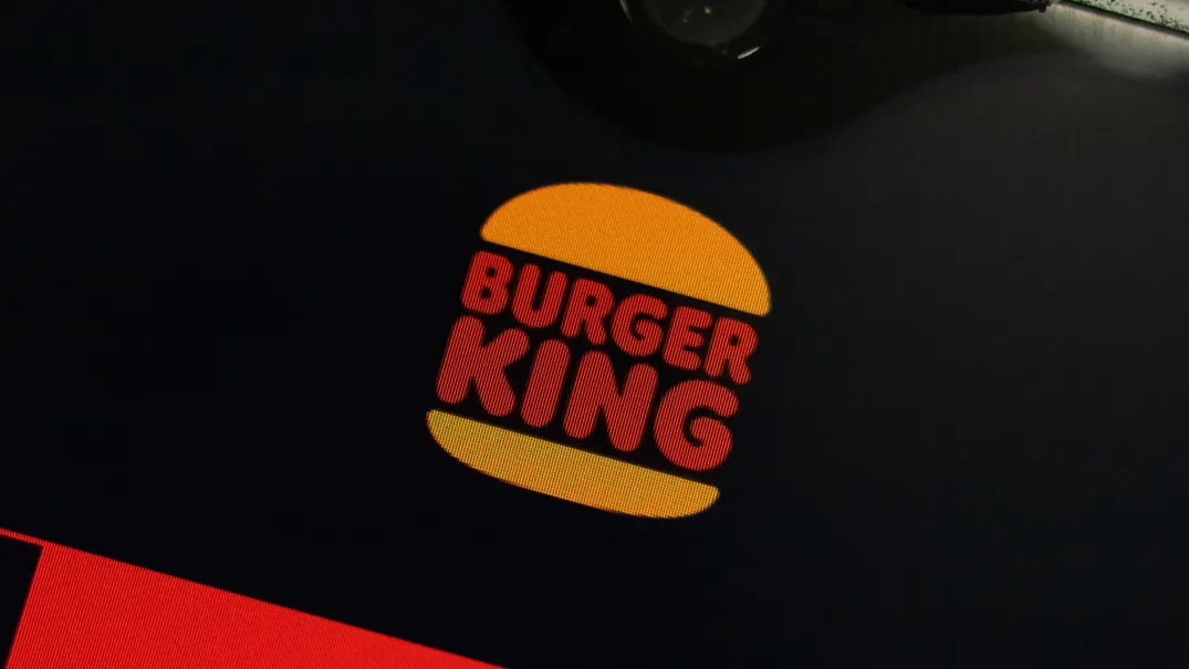Burger King tests a breakfast Whopper, and fans are begging for a ...