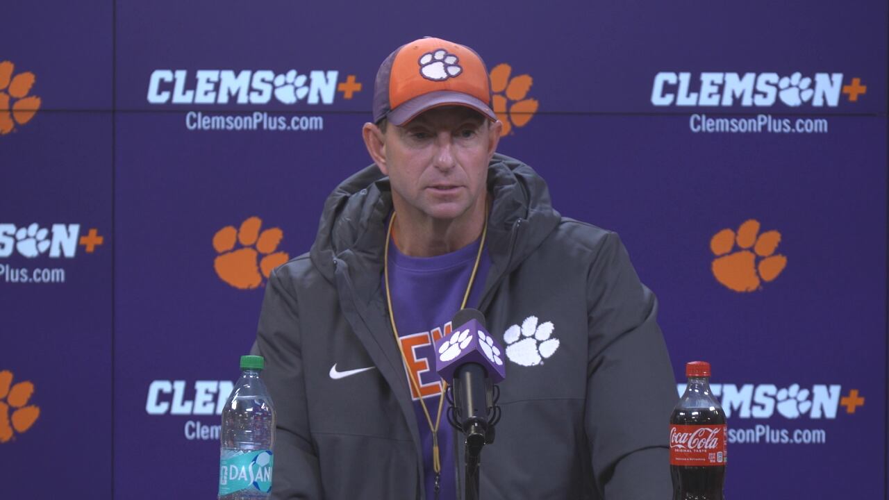 Dabo Swinney remembers Gamecock great Steve Taneyhill, sends prayers to ...