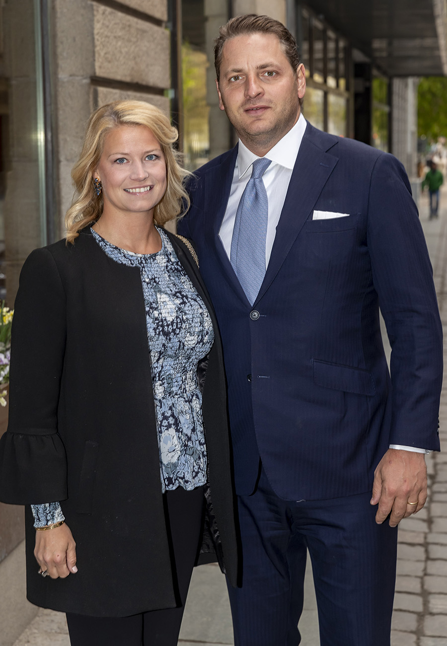Inte Chris – men alla tror det! Kuslig dubbelgångare lurar alla