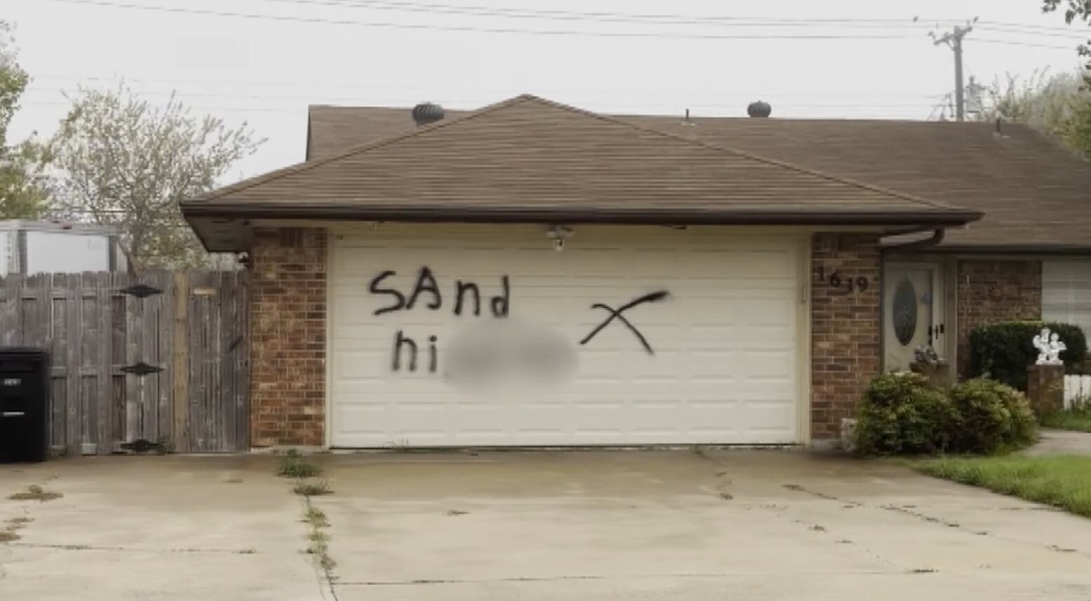 Killeen, Texas, neighbors angry after racial slur spray painted on home ...