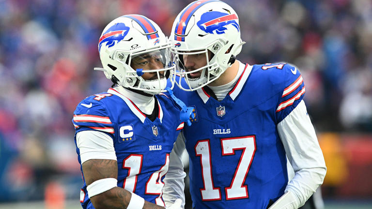 Did lip-readers catch Bills QB Josh Allen’s sly Stefon Diggs shade ...