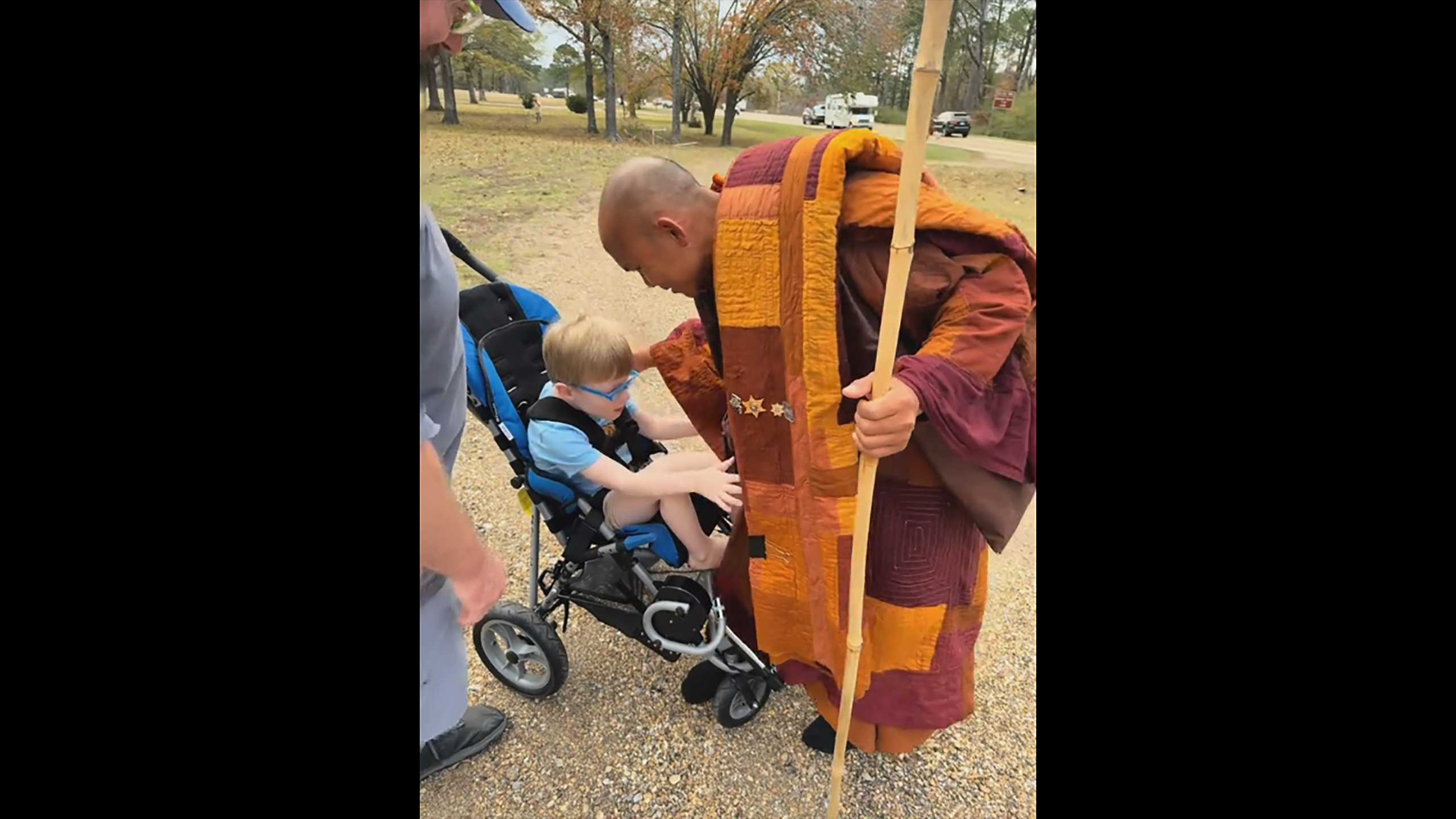 Buddhist monks on peace walk stop to meet Mississippi child with ...
