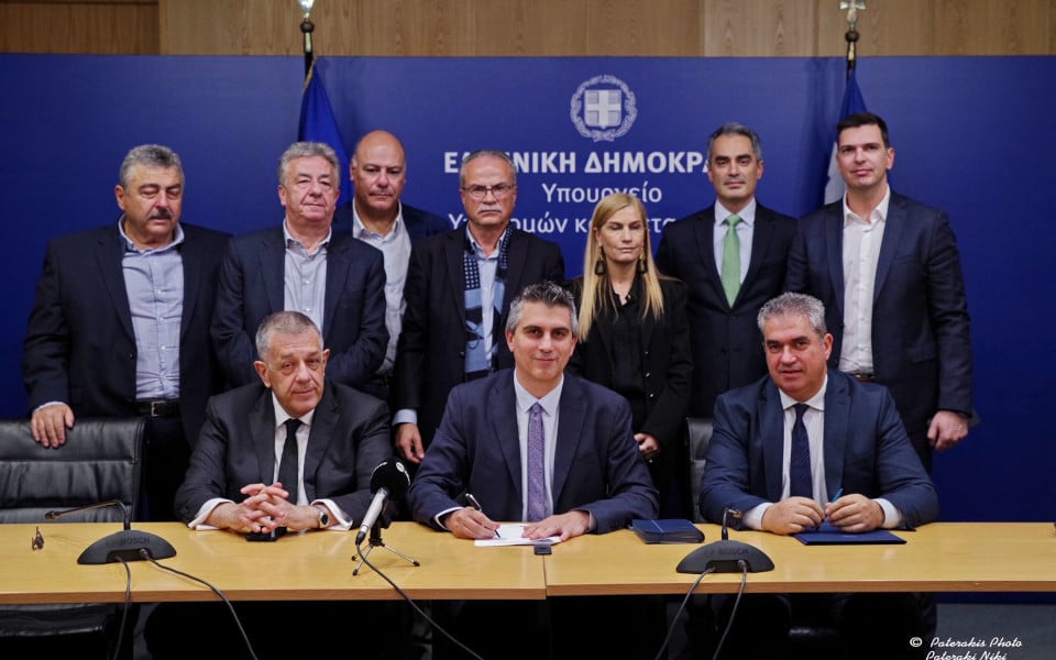 Στη σύμβαση παραχώρησης του Β.Ο.Α.Κ. και το τμήμα Κίσσαμος – Χανιά